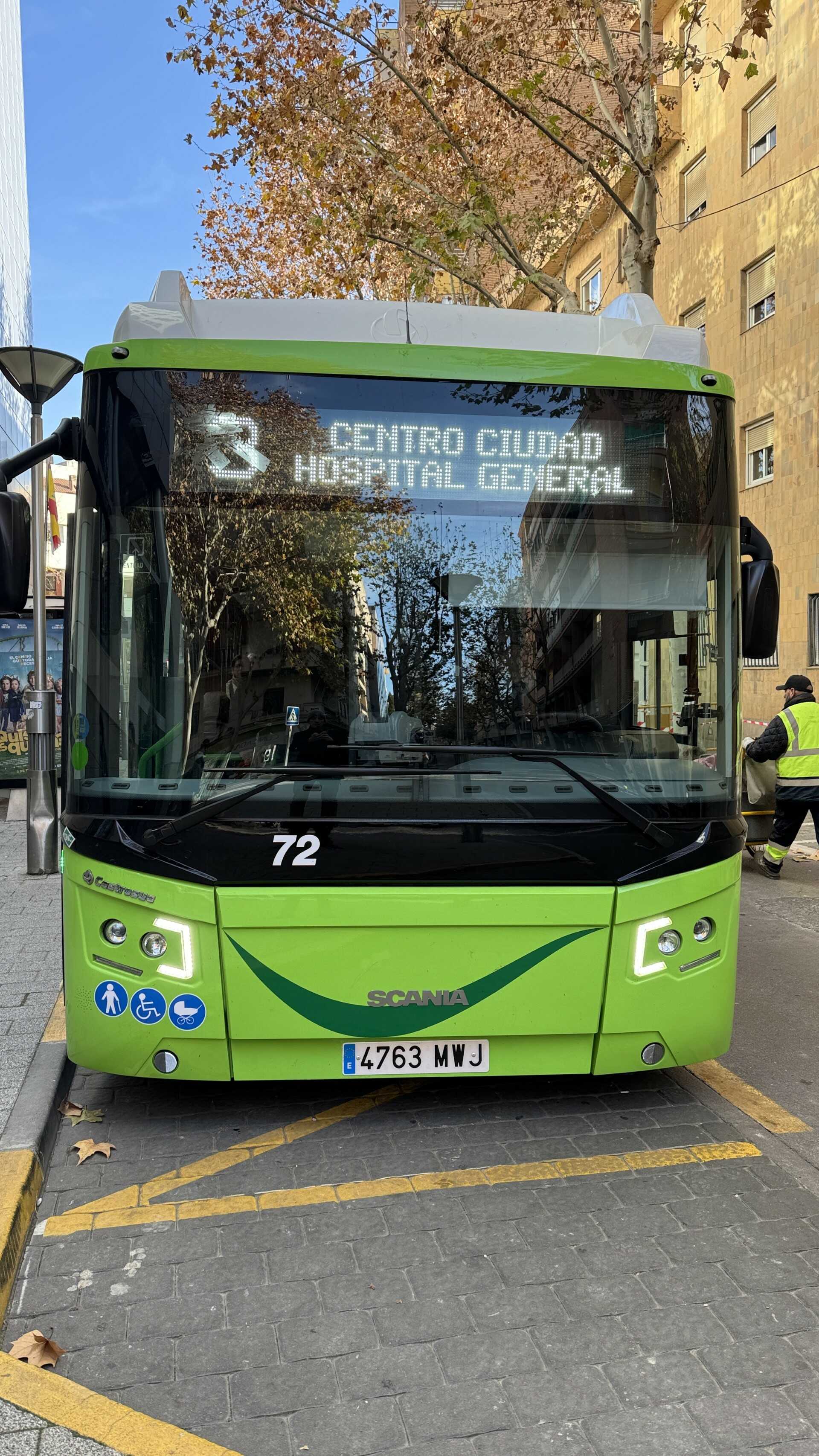 El servicio de transporte urbano estrena cuatro autobuses y nuevo ...